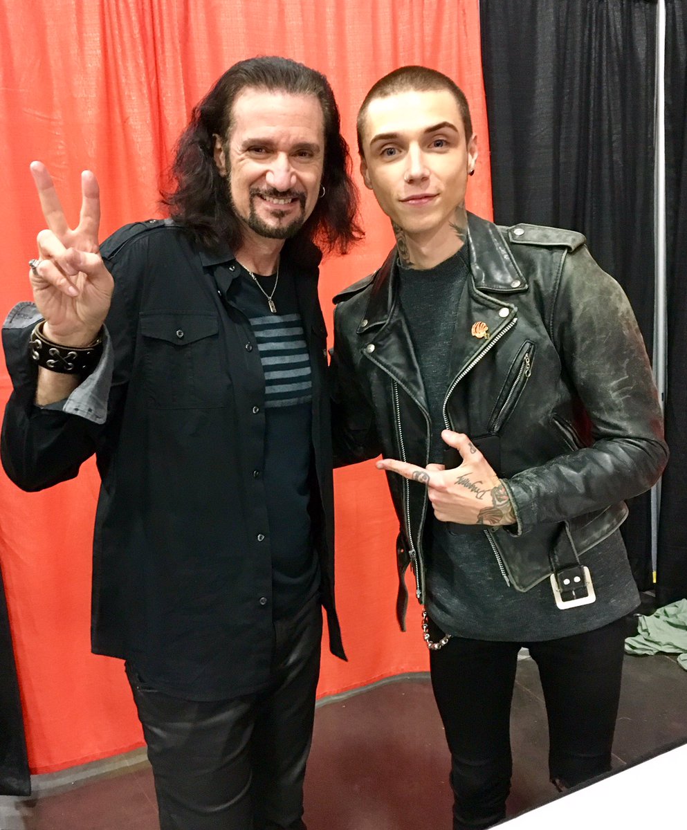 Andy Biersack Med Fans Black Veil Brides Enter 'The Night' With New