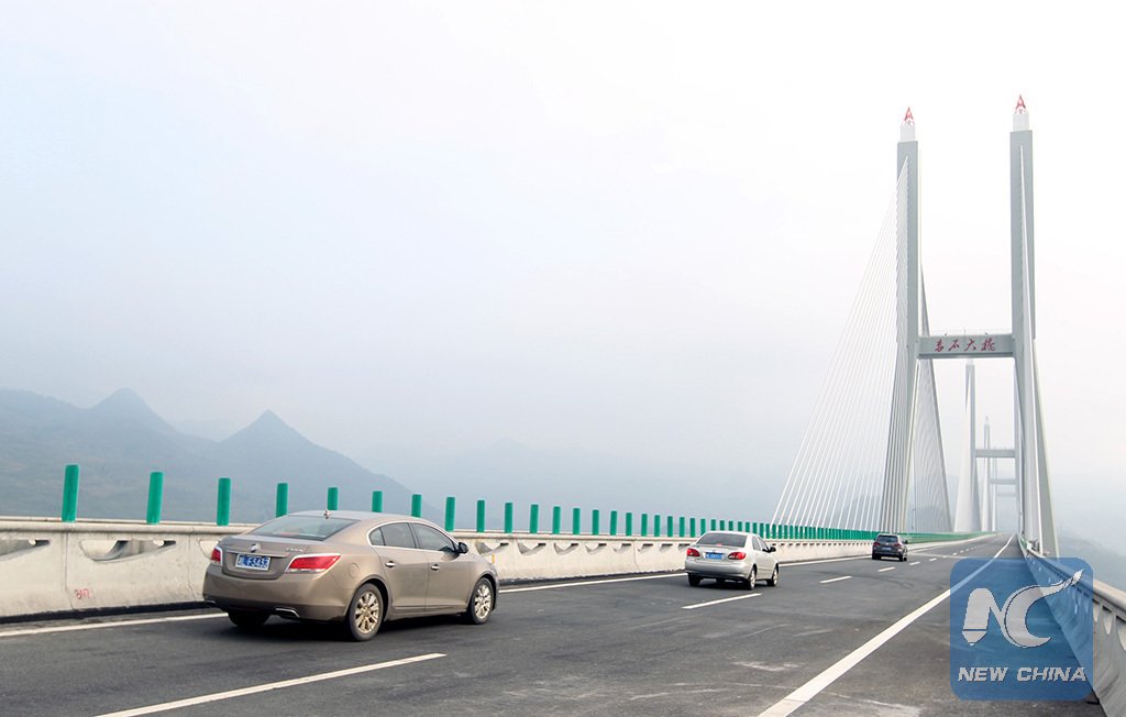 Cable-stayed Chishi Bridge, with main span of 380 meters and lengths of ...