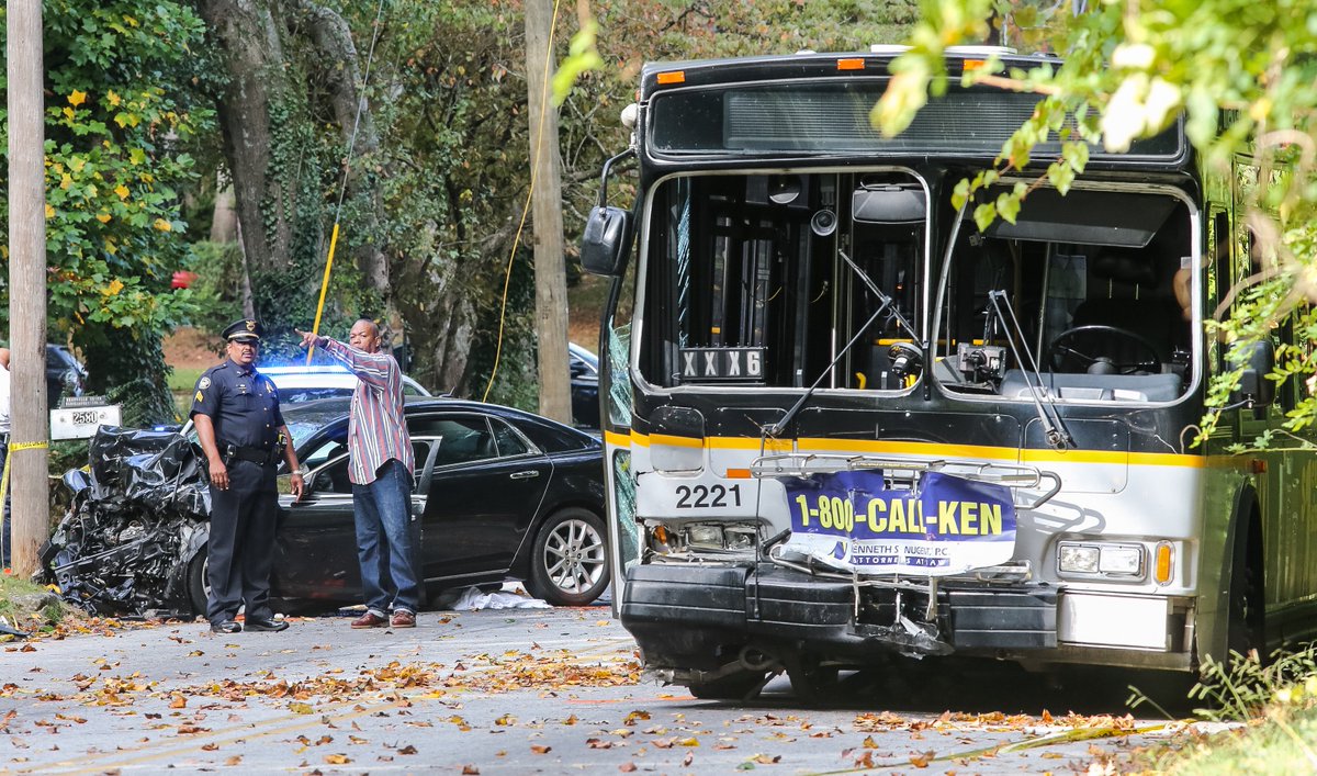 JUST IN: Scenes from the crash involving a car and MARTA bus | Atlanta ...