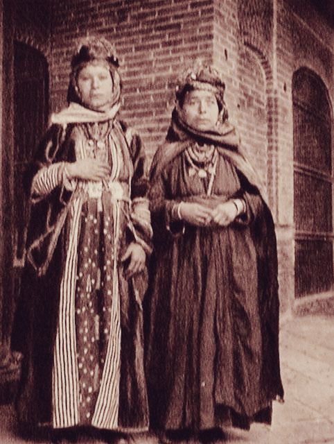 Ancient Assyrian Women