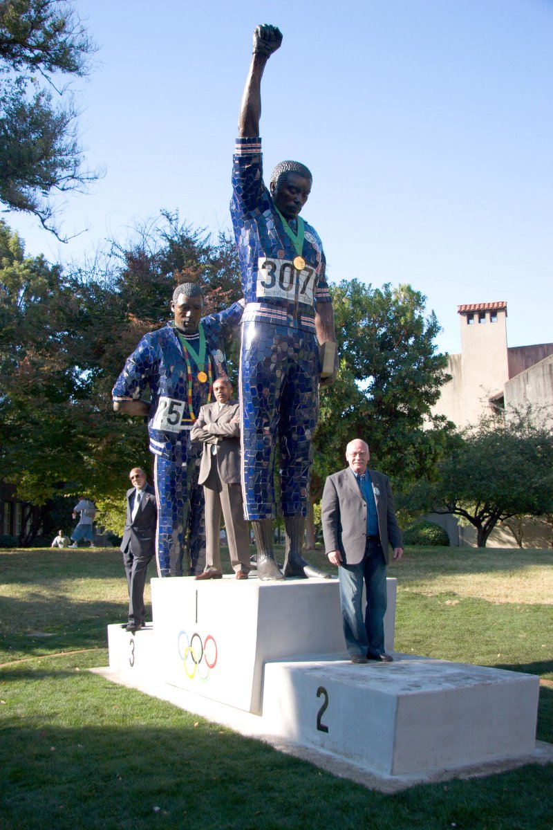 Tommie Smith Statue