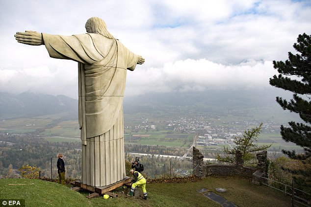 36ft tall Jesus statue is flown by helicopter to new home in Swiss ...