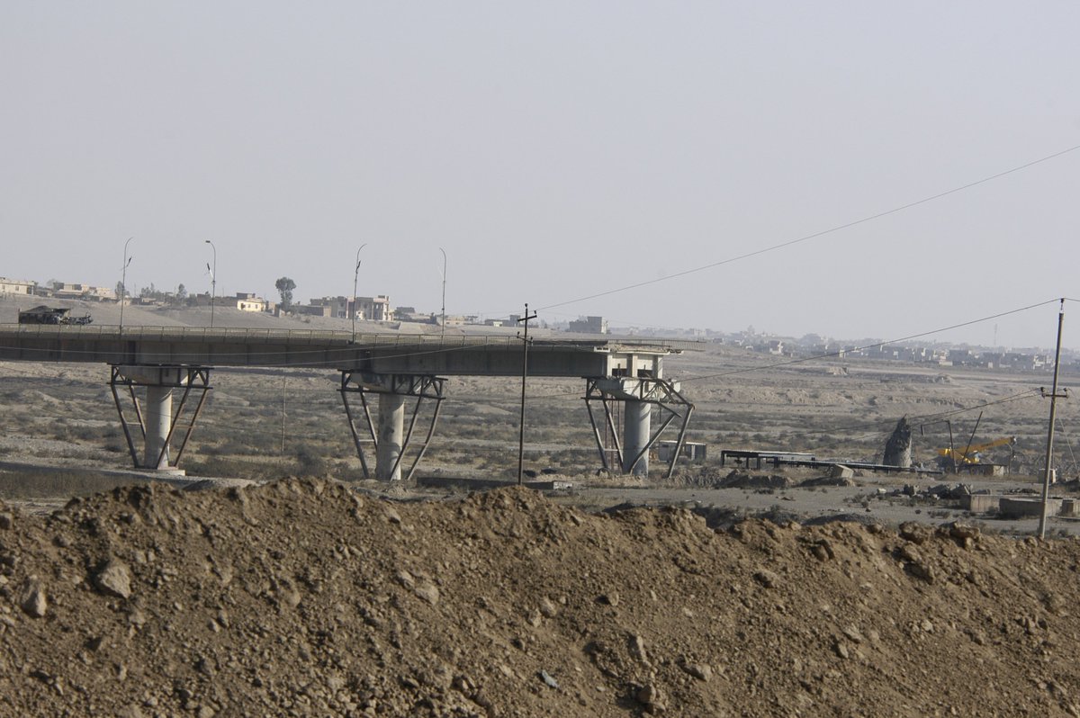 Blown bridge over the Tigris River at Qayyarah - ISIS - ISIL map, map ...