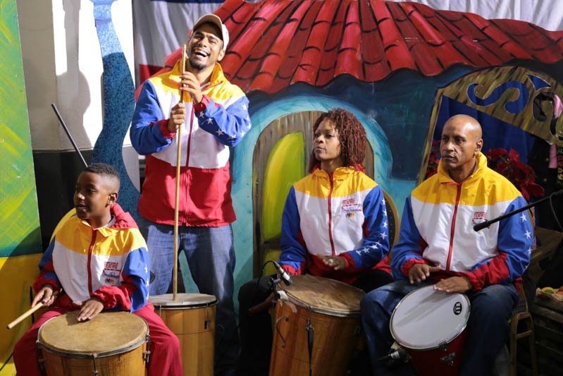 Renso Fajardo on Twitter: "¡Alegría, música, frío, #Paz y #Felicidad!... Se siente desde el #STW ...