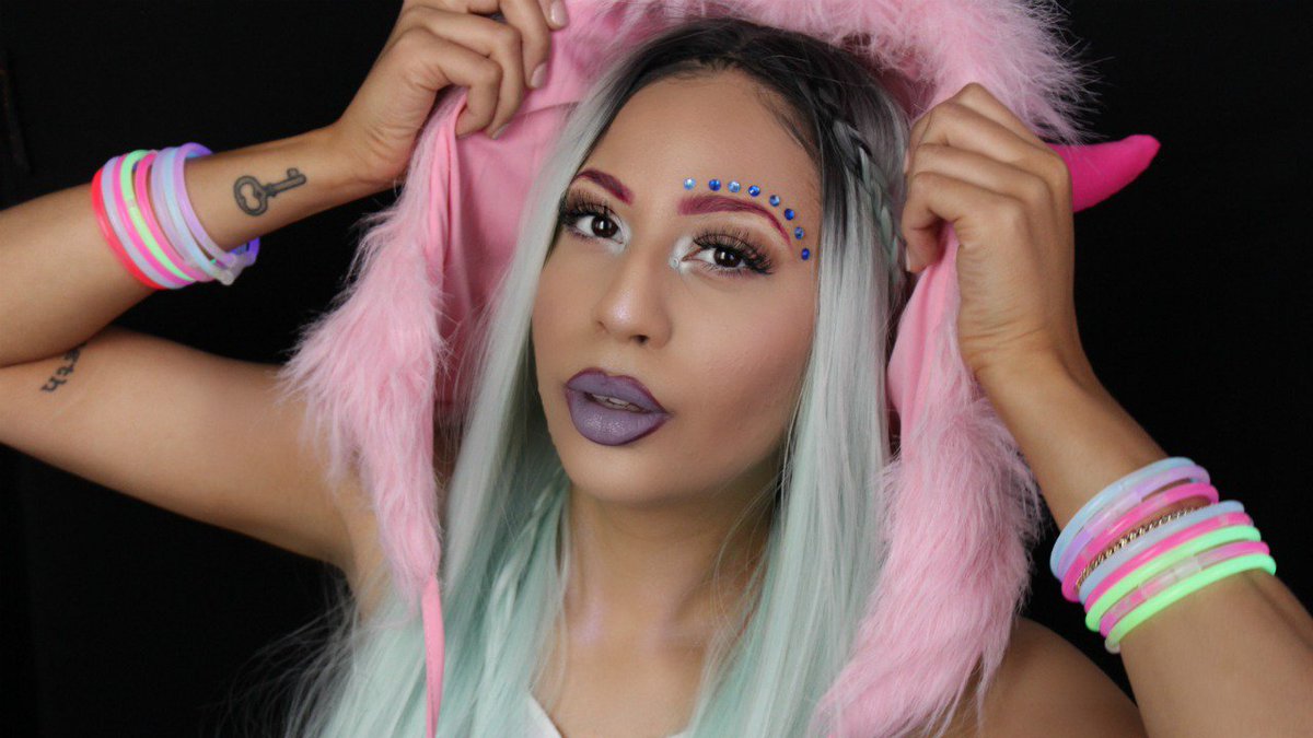 The Official "Akaydoll" Thread | Page 7 | Lipstick Alley