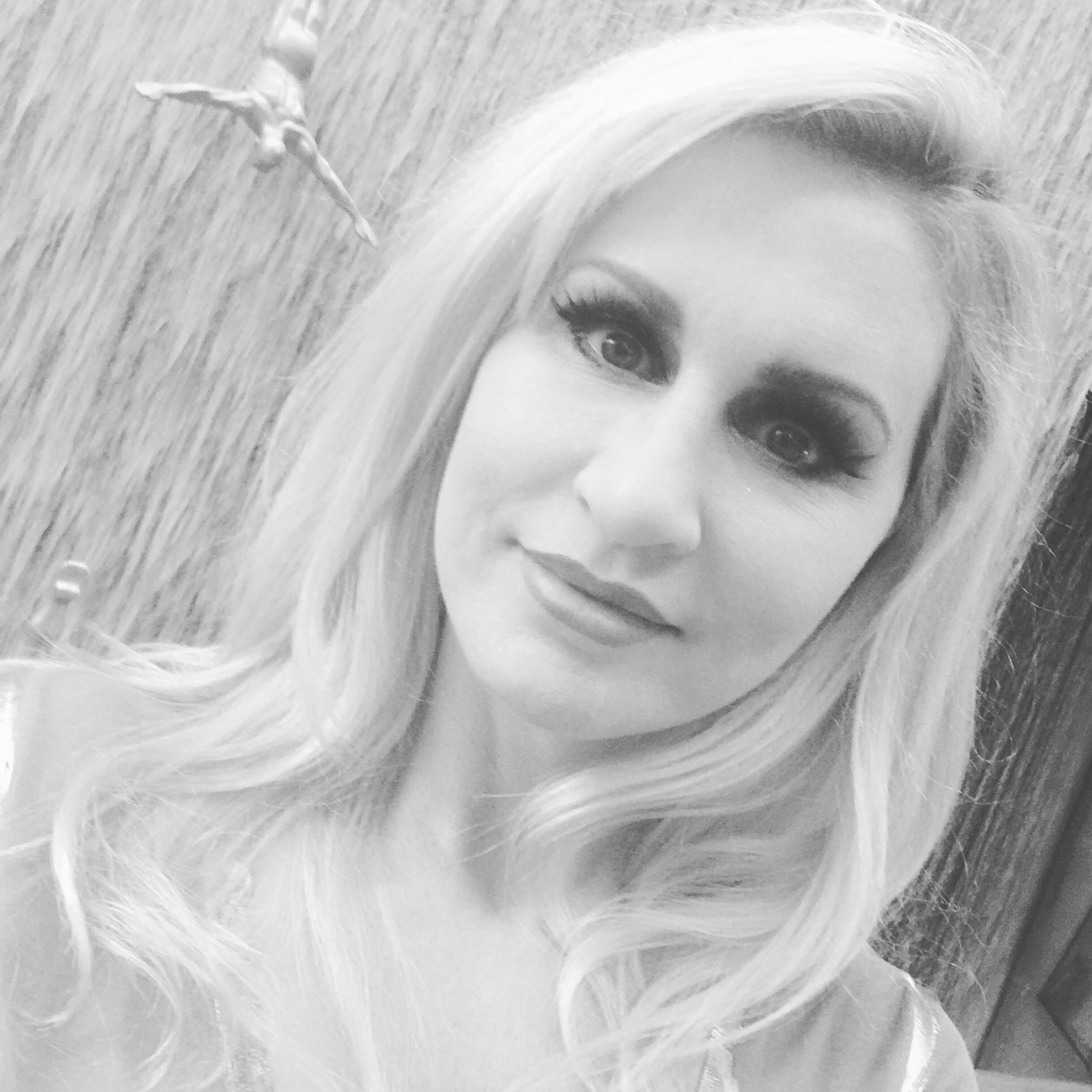 Tw Pornstars Ryan Conner Twitter Dubaimall Ryanconner 7 53 Am