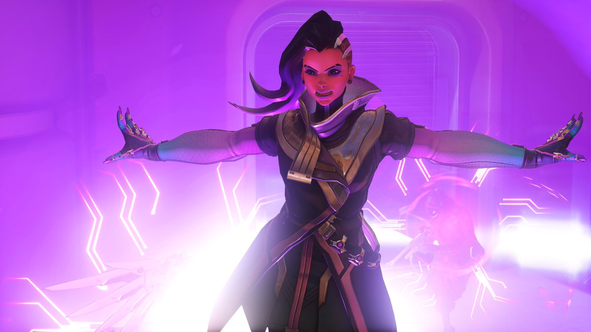 New overwatch hero: sombra real name: , age: 30 occupation: hacker base ...