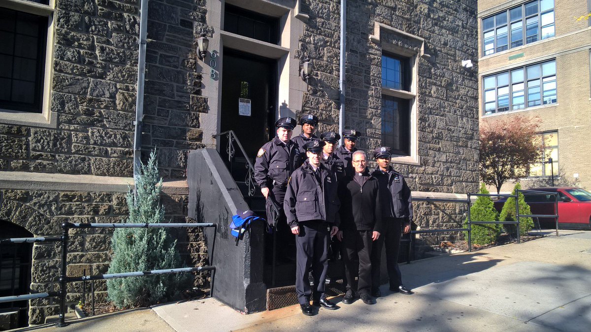 NYPD 34th Precinct (@NYPD34Pct) | Twitter