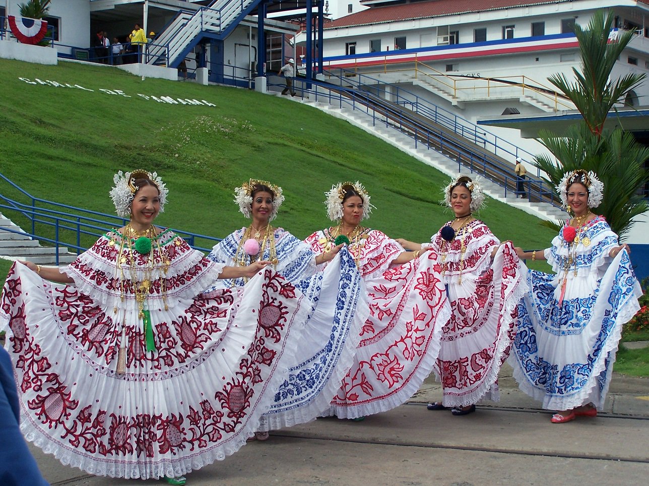 Traditional Panamanian Clothing