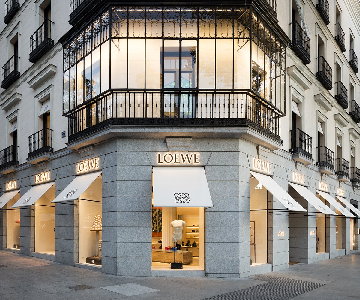 LOEWE is proud to announce the opening of CASALOEWE Madrid, the largest ...