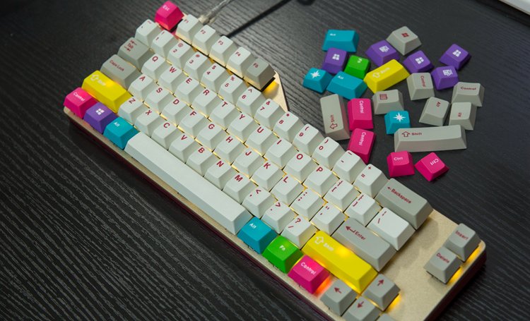 [keyboard_spotting] 60% with half of the f keys; idk the board : r ...