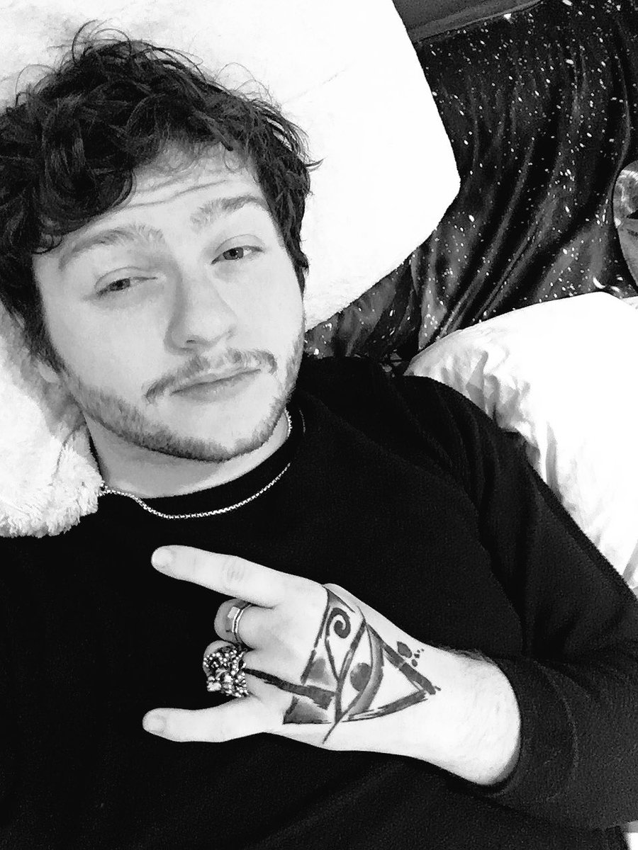 Sabrina Toth's Instagram, Twitter & Facebook on IDCrawl