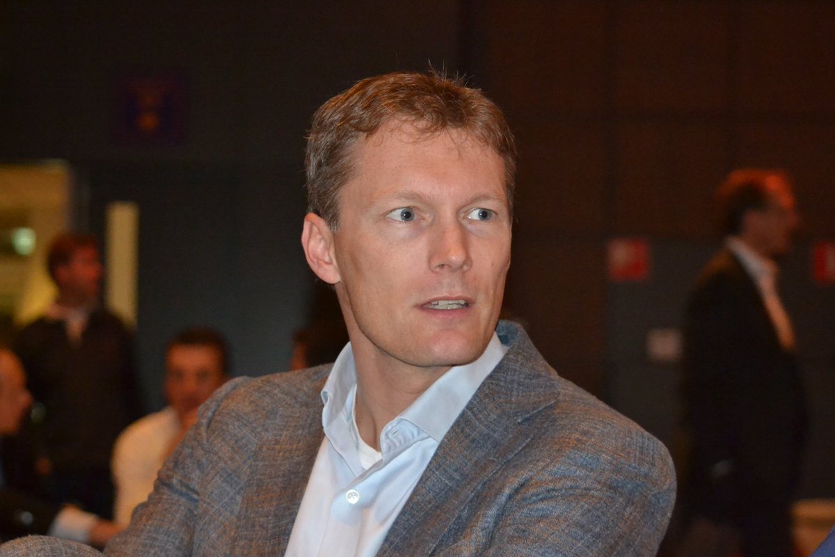 Classify Dutch decathlete Chiel Warners