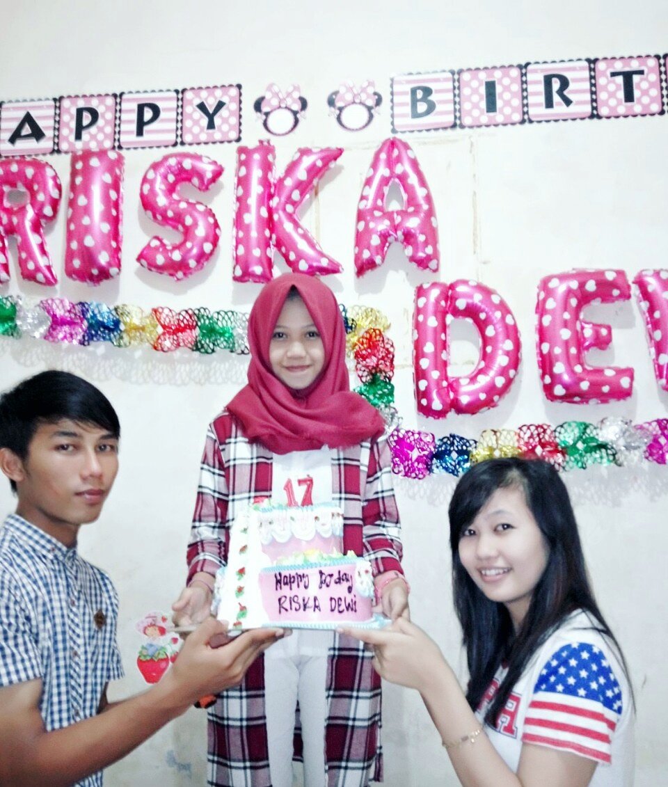 Riska Dewi Agustin (@dewia_riska) | Twitter