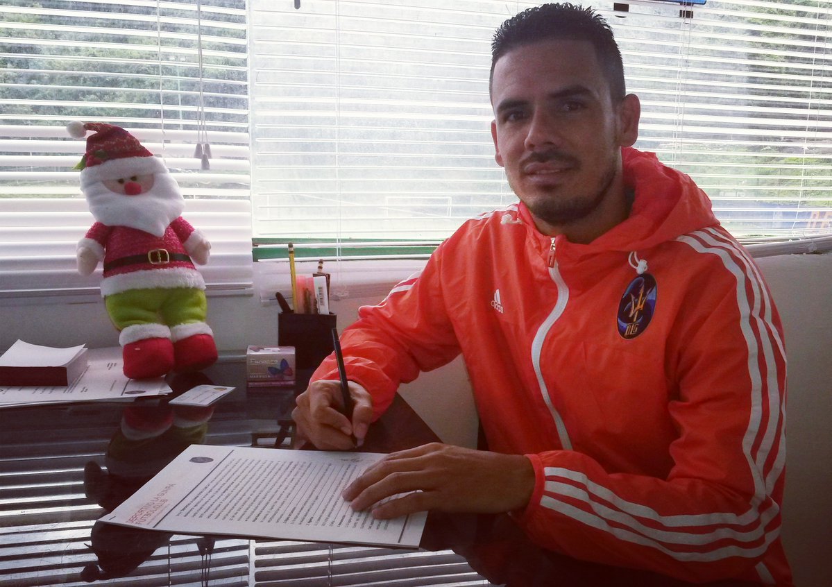 PRIMERA | Gustavo Rojas renovó hasta diciembre de 2018 FutVe ...