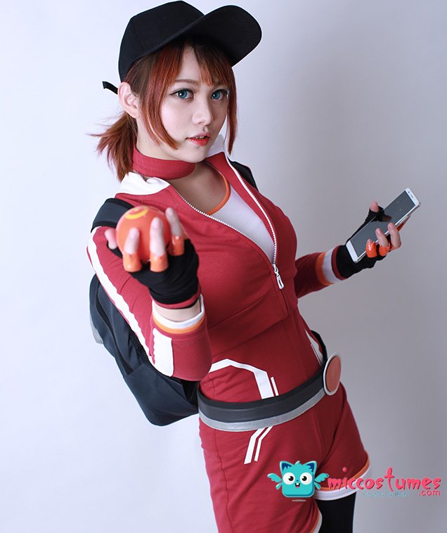 Girl Pokemon Trainer Cosplay