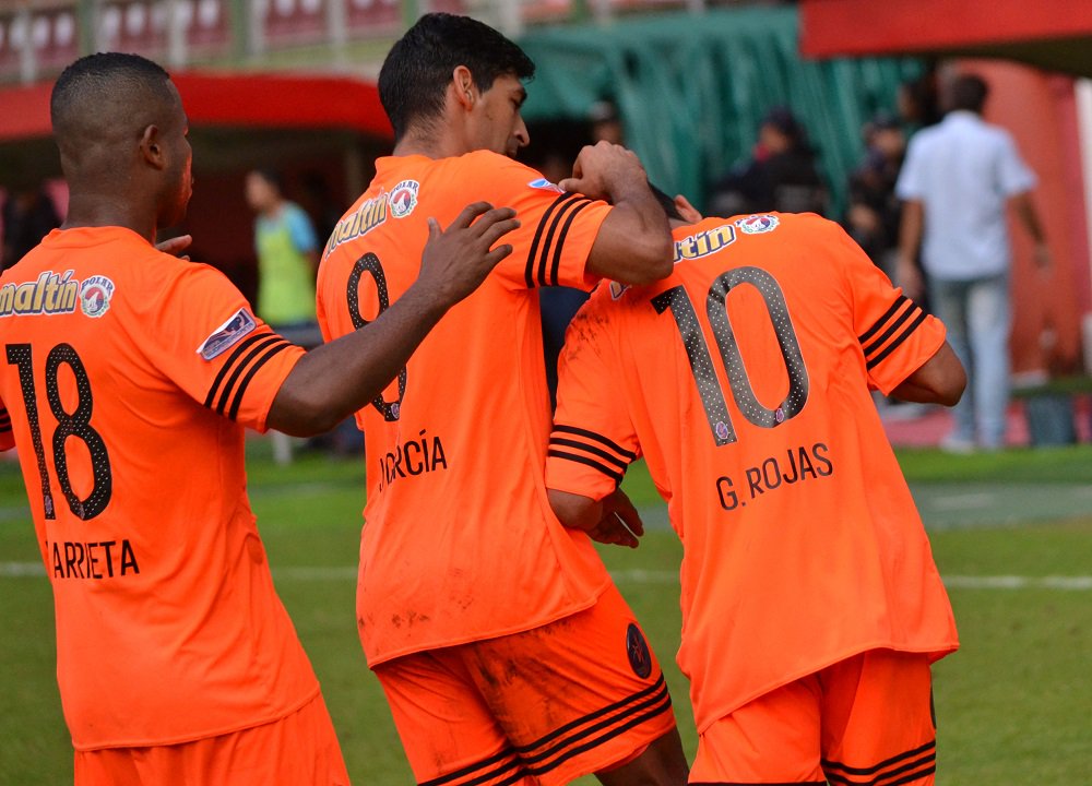 PRIMERA | Gustavo Rojas renovó hasta diciembre de 2018 FutVe ...