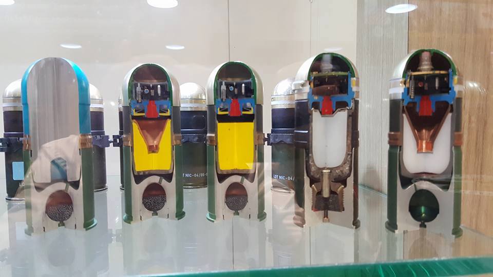 40mm Grenade Cutaway