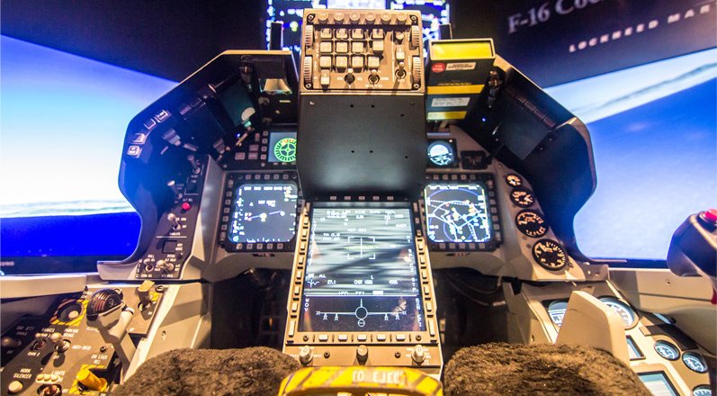 F 16 Block 70 72 Cockpit