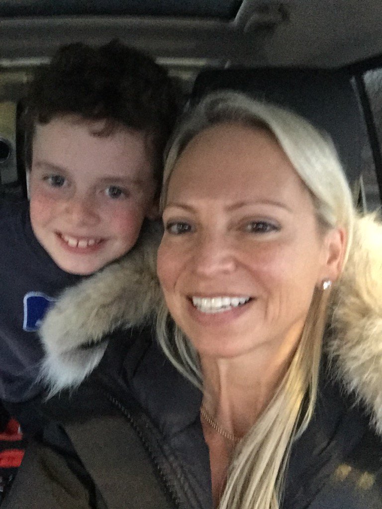 Lisa Donovan's Instagram, Twitter & Facebook on IDCrawl