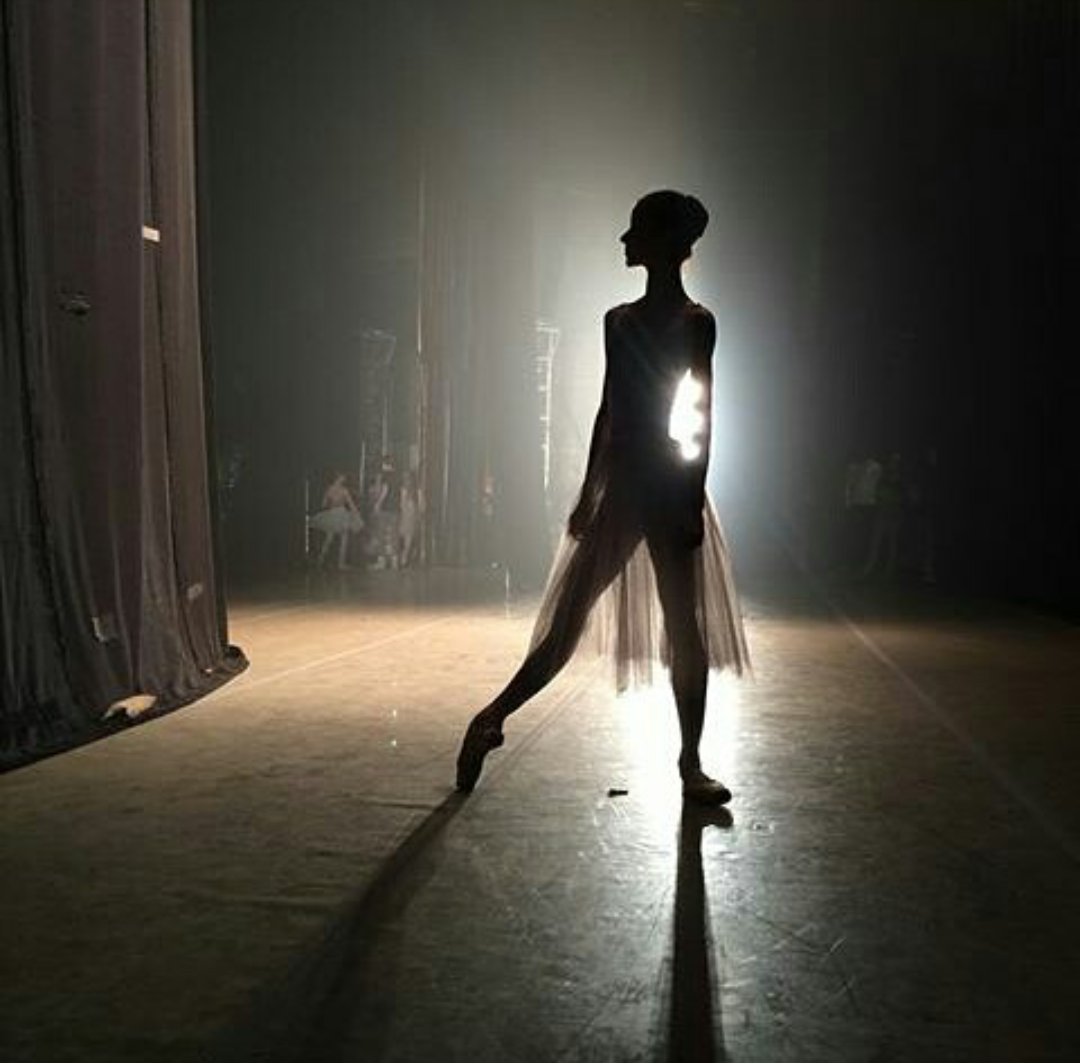 Ballet Silhouette Tumblr