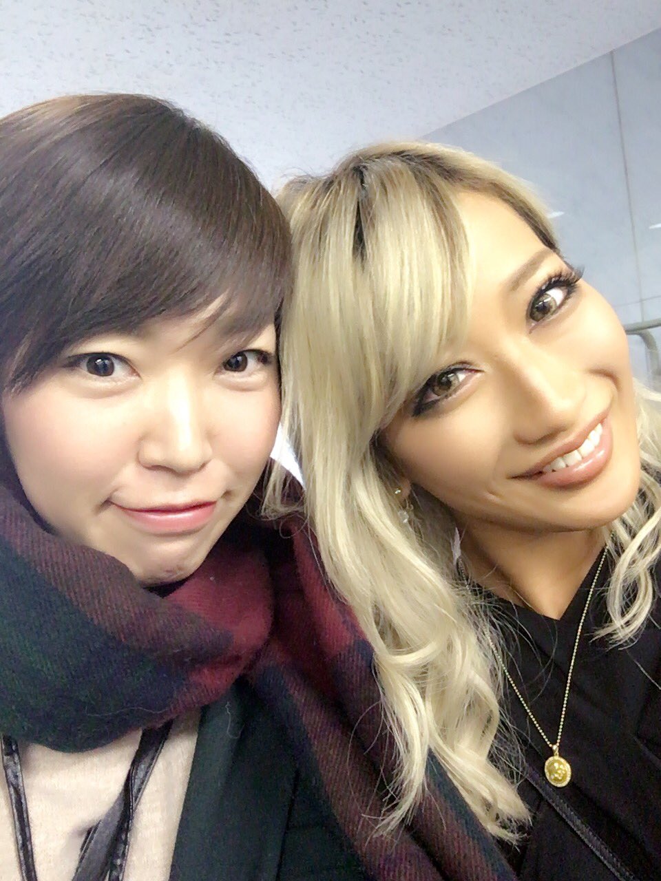 Av広報【こりん】🐱🐟🍳📸 On Twitter Aikaの1位見たいぞーーーー！！！ ってことでaikaに投票っポチ ︎ω ︎ スカパーアダルト放送大賞2017 