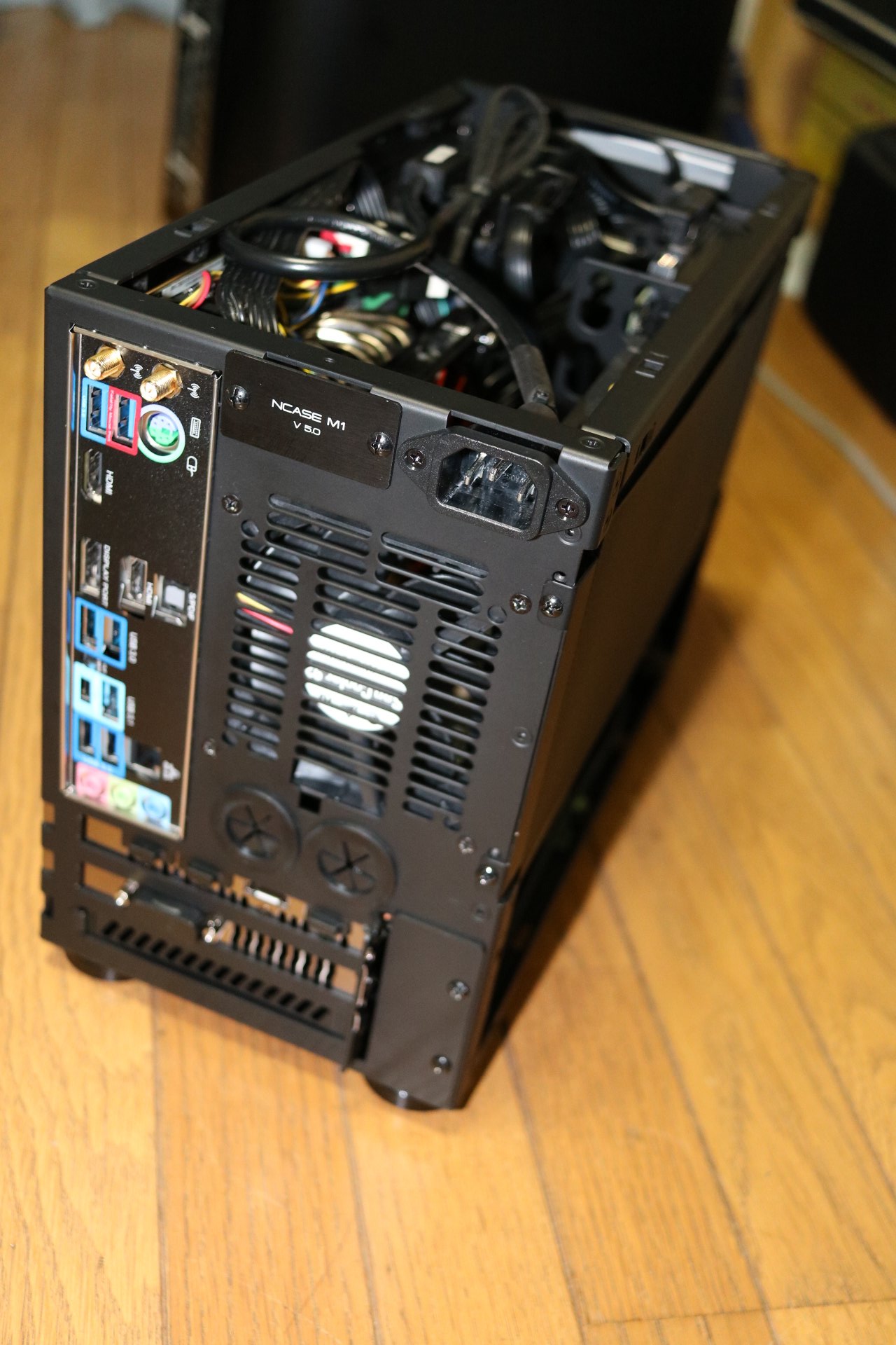 モリリン på X: «なんとか組み上がったよ…! CPU: Core i7 6700K モリリン på X: «なんとか組み上がったよ…! CPU: Core i7 6700K