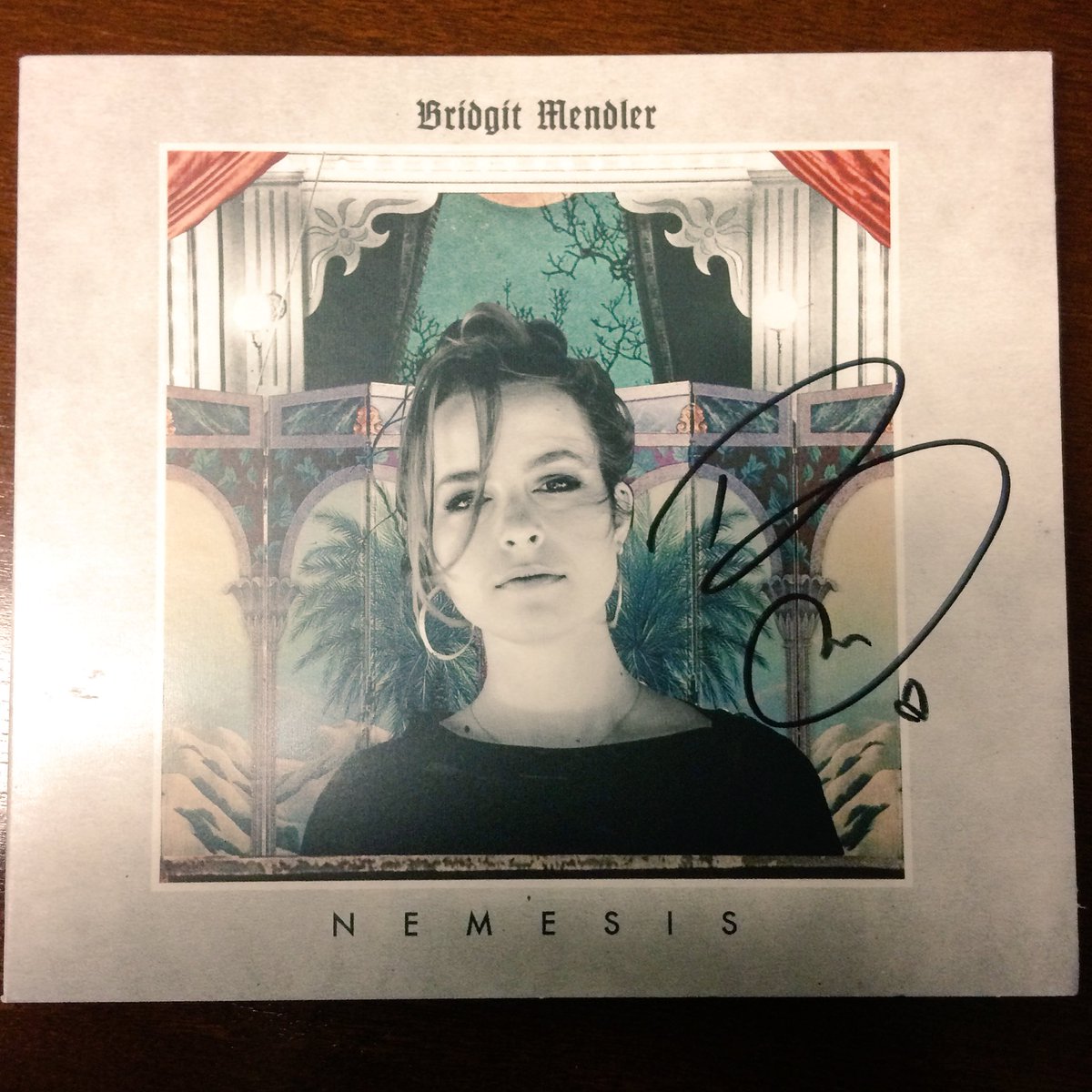 Bridgit Mendler BR on Twitter: "MARAVILHOSO! Essa é o visual final do novo EP "Nemesis" da ...