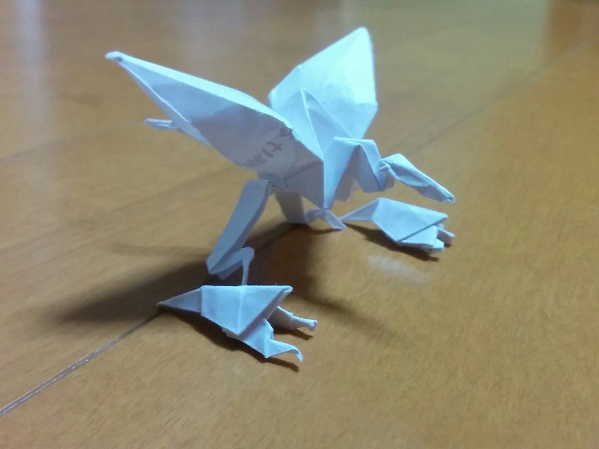 Hashmal + Pluma oragami from twitter user @29033b36bf474f9 : r/Gundam