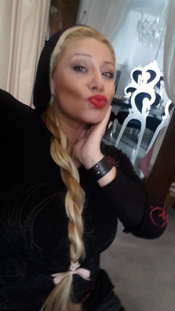 TW Pornstars - 3 pic. Alexa Blun. Twitter. buenos y santos dias, yo ...