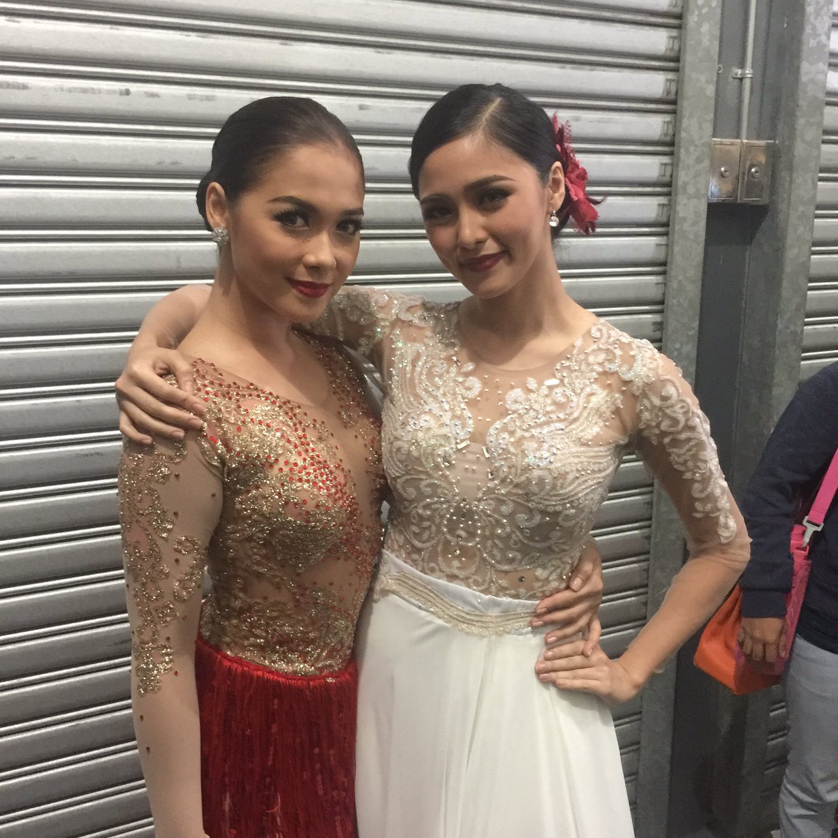 Maja Salvador And Kim Chiu EnterVrexWorld #SpecialOneDayPoll [Maja
