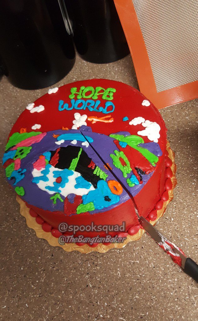 ⚡🔪CAKE DESTROYER 🔪🔥 (@TheBangtanBaker) | Twitter