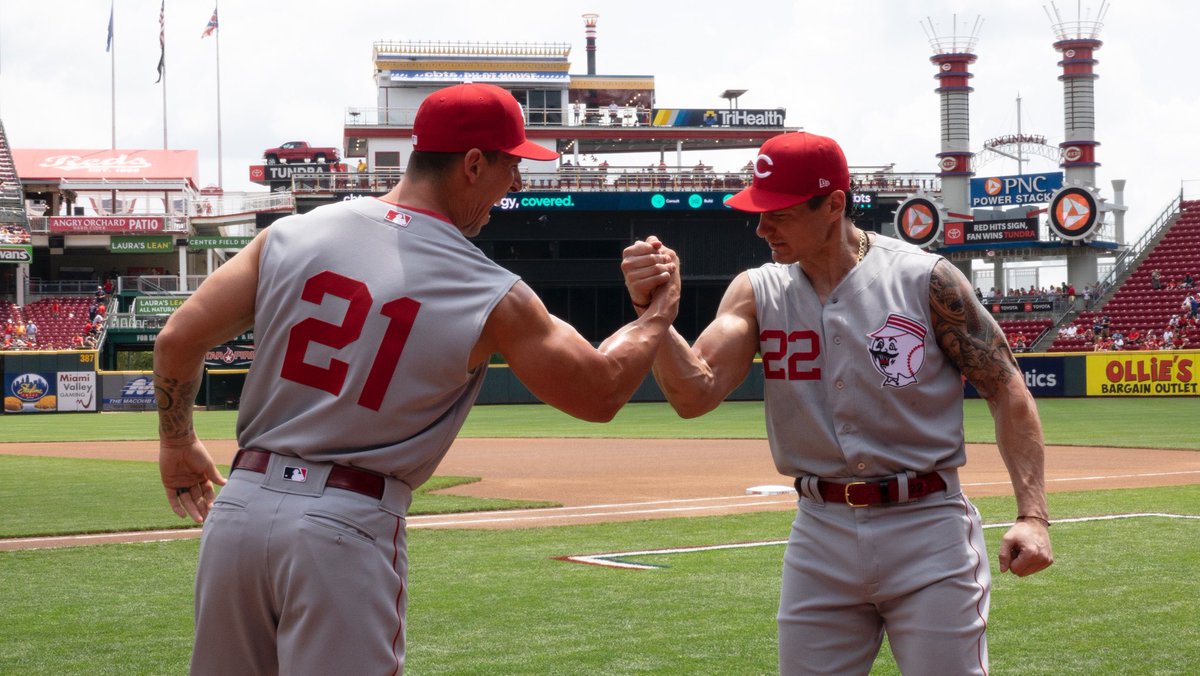 오늘자 신시내티 유니폼.jpg : MLBPARK