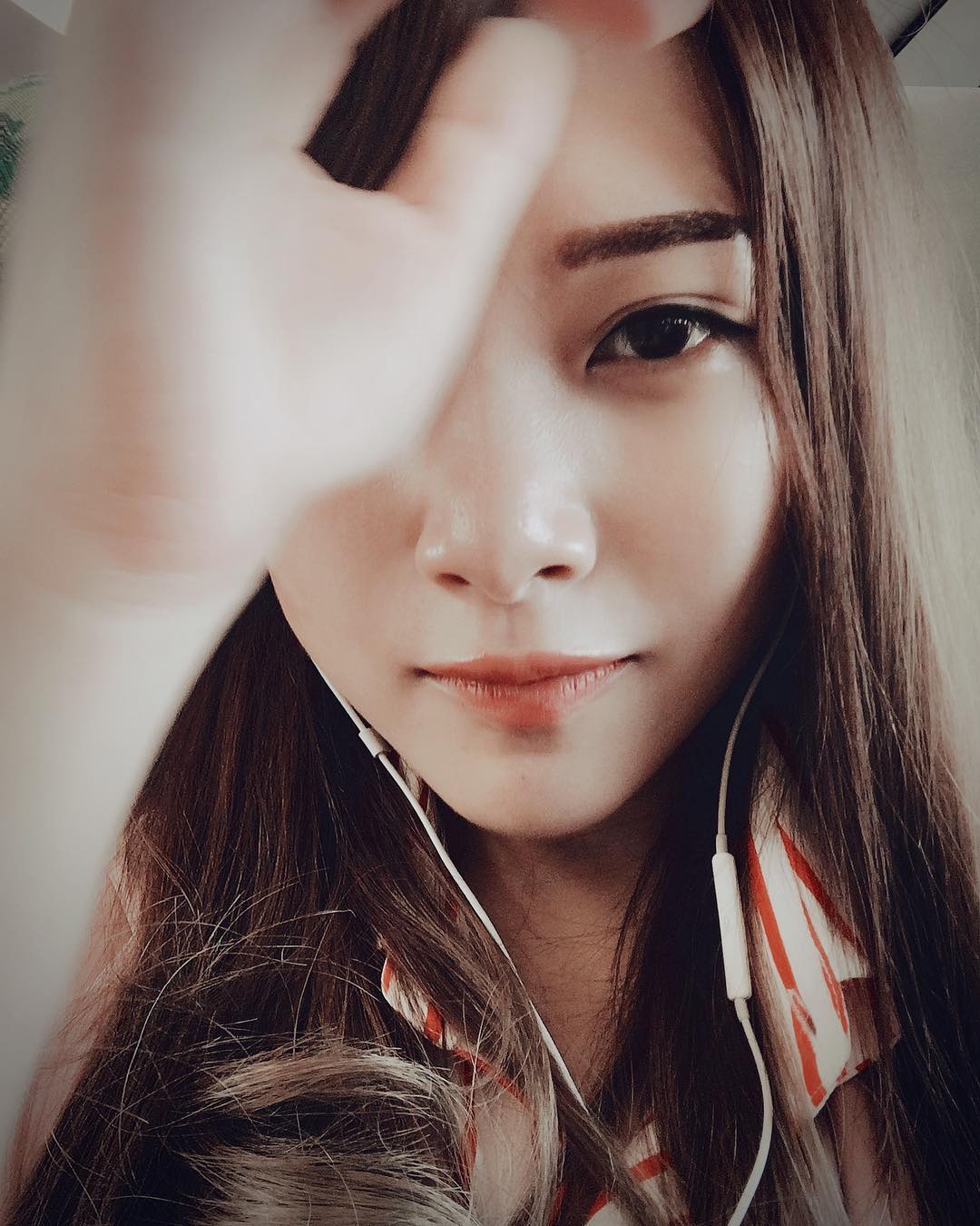 wawa on Twitter: "謝董夫婦 兩人 一直約我吃飯 約我去夜店玩 一直死纏爛打一直約我 他們舉辦 多P雜交派對 很多年了 我今天 ...