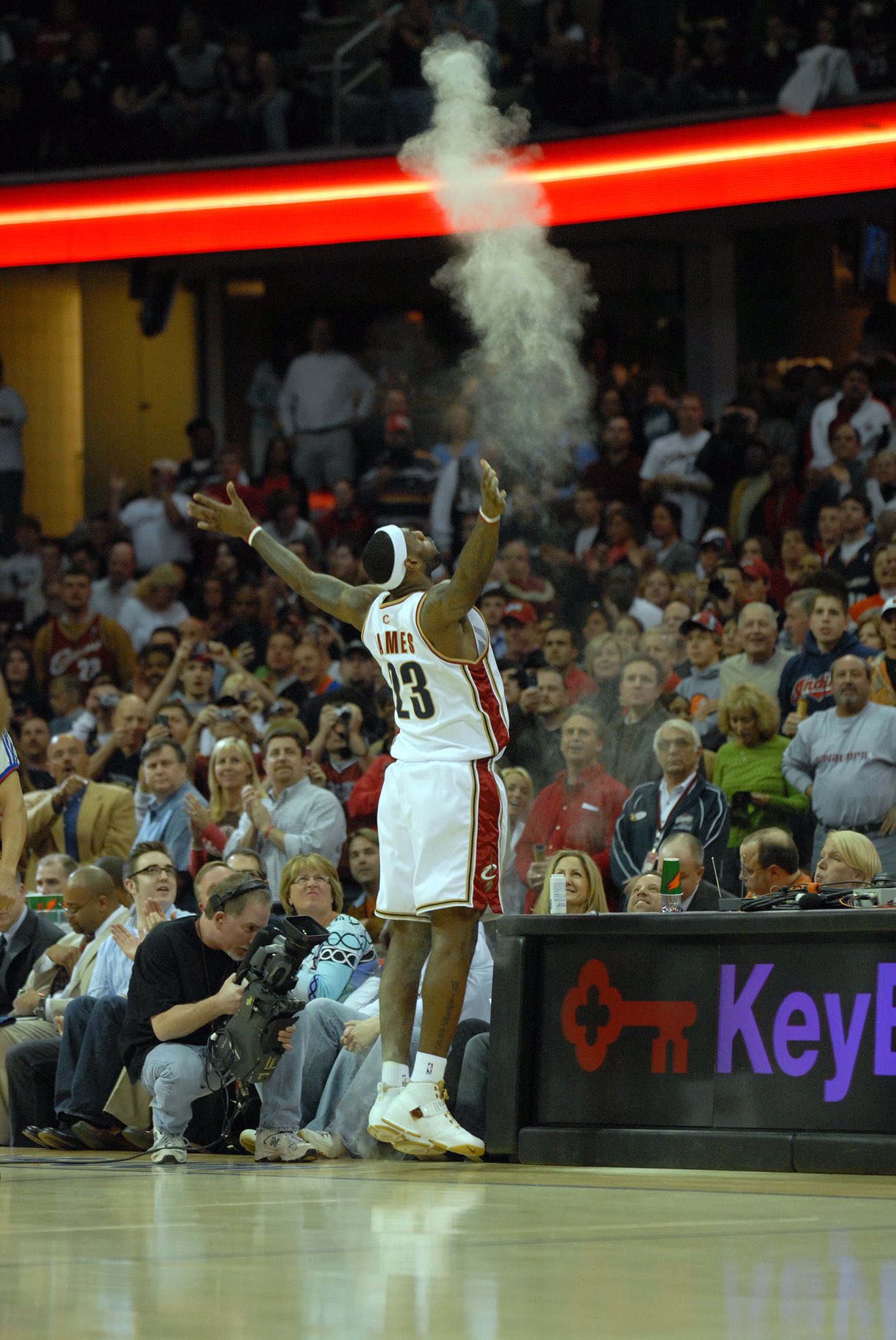 Lebron James Powder Gif