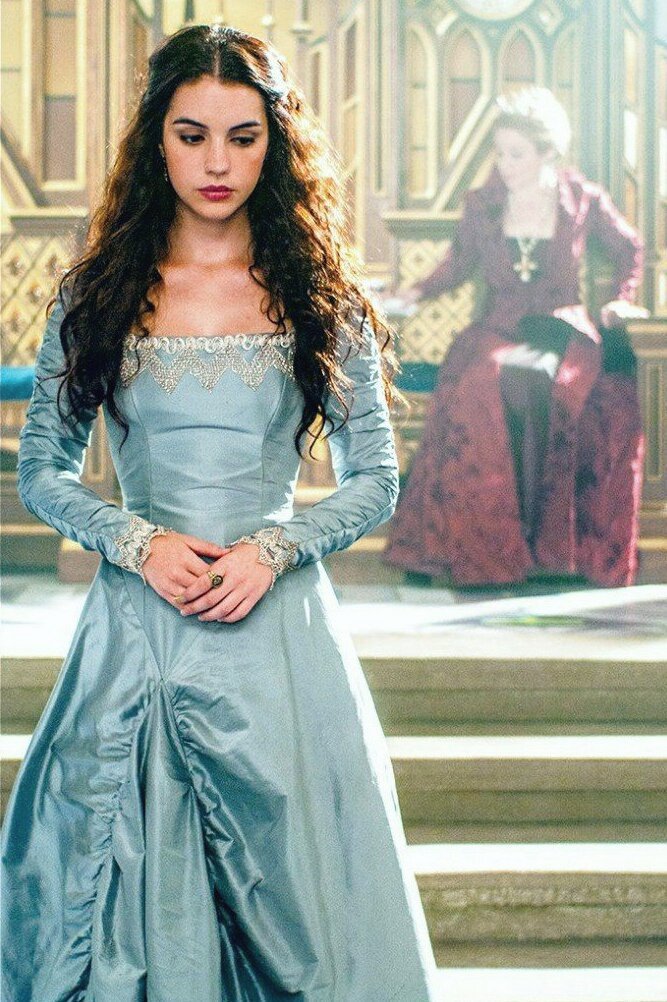 Adelaide Kane Reign Costume