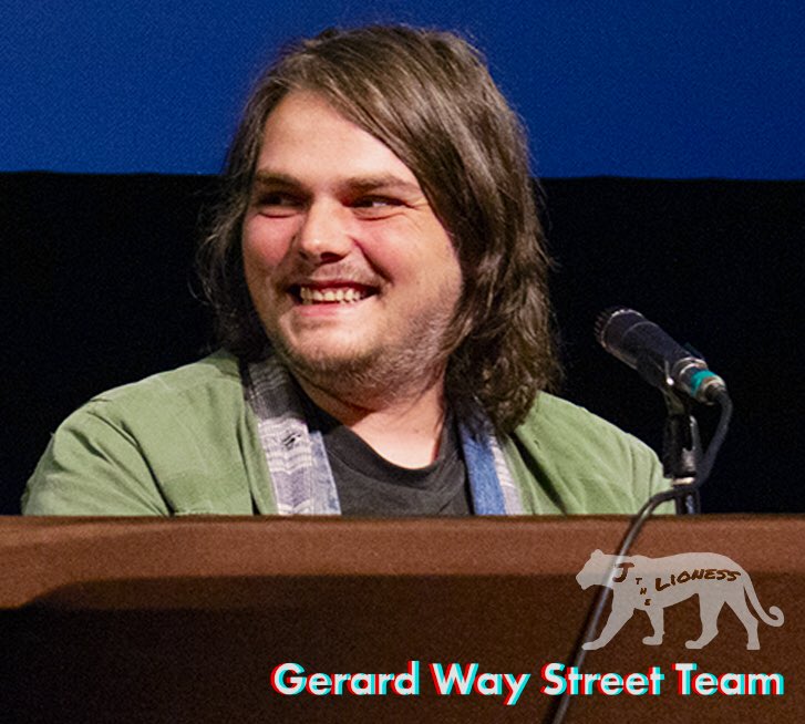 Gerard Way Smile