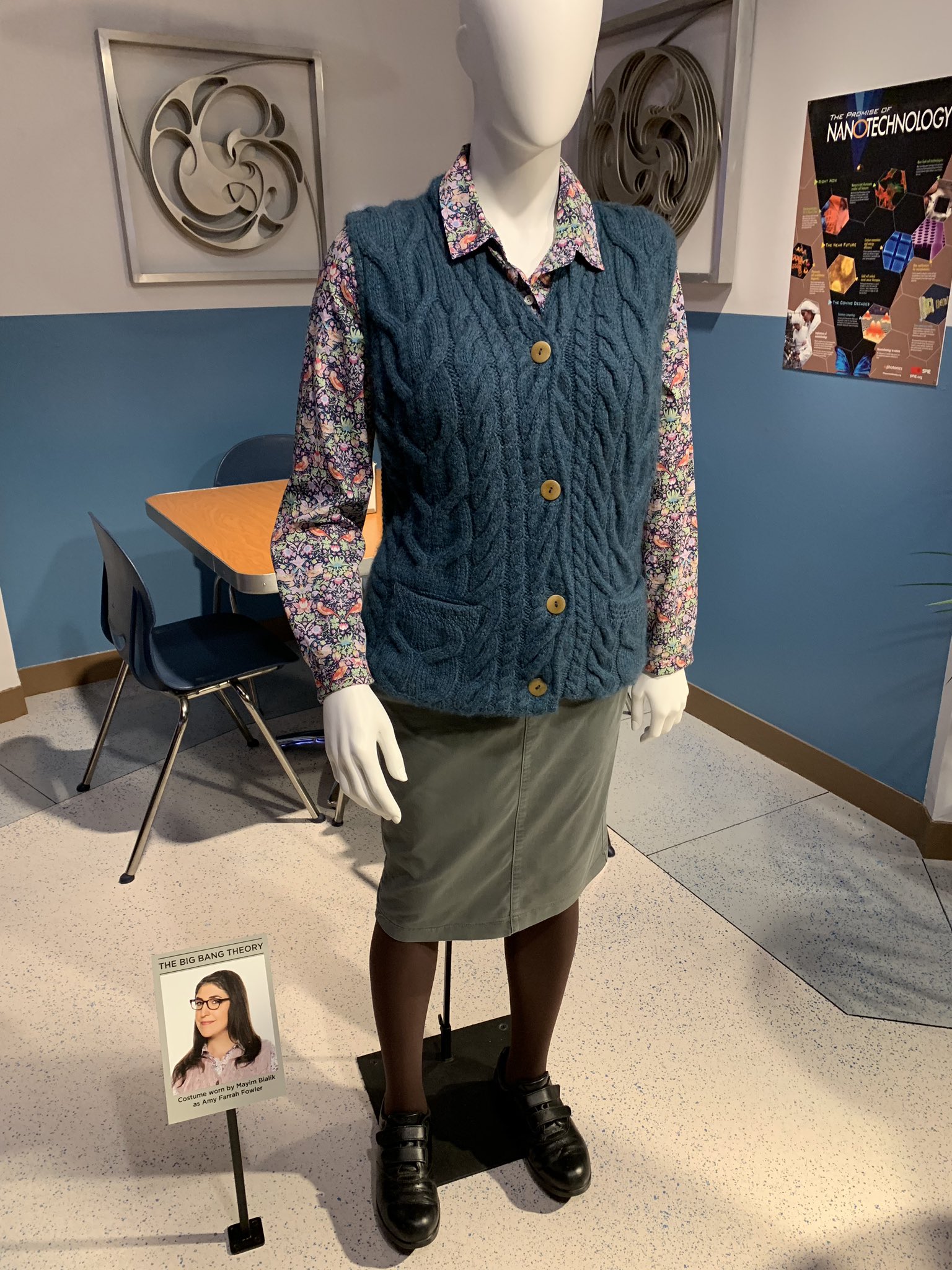 Amy Farrah Fowler Costume