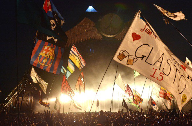 Glastonbury Festival Swingers Set To Bonk In Muddy Sex Fest Scoopnest