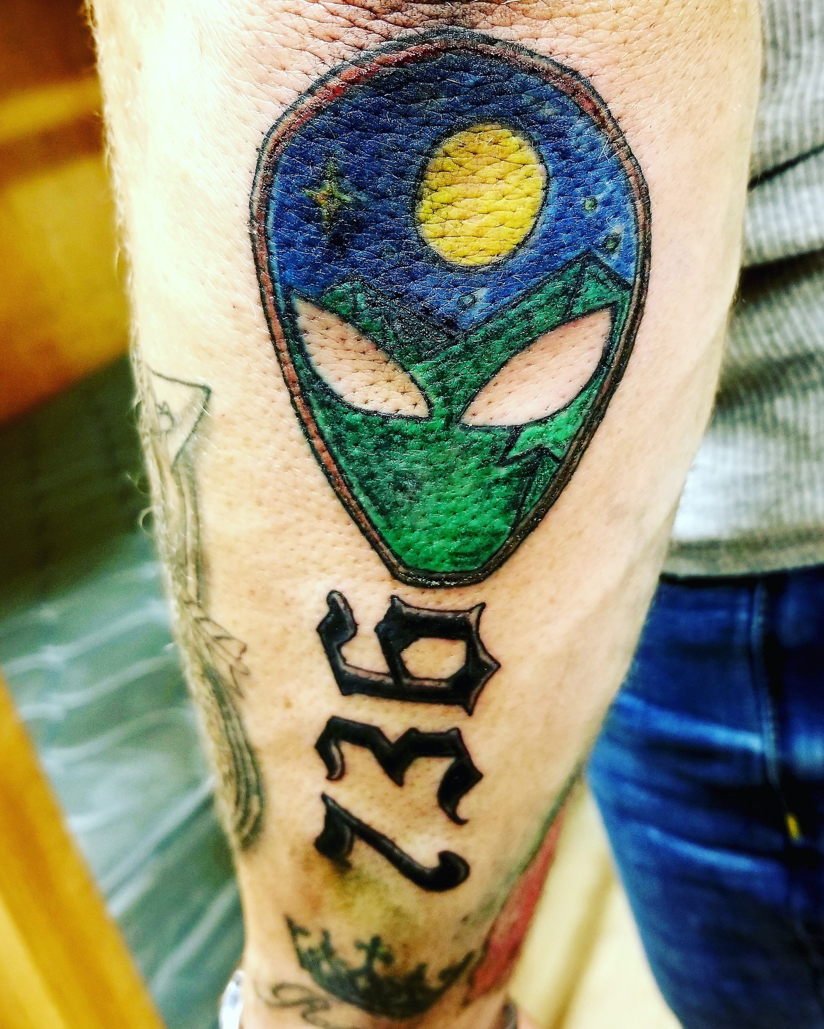 Alien Head Outline Tattoo