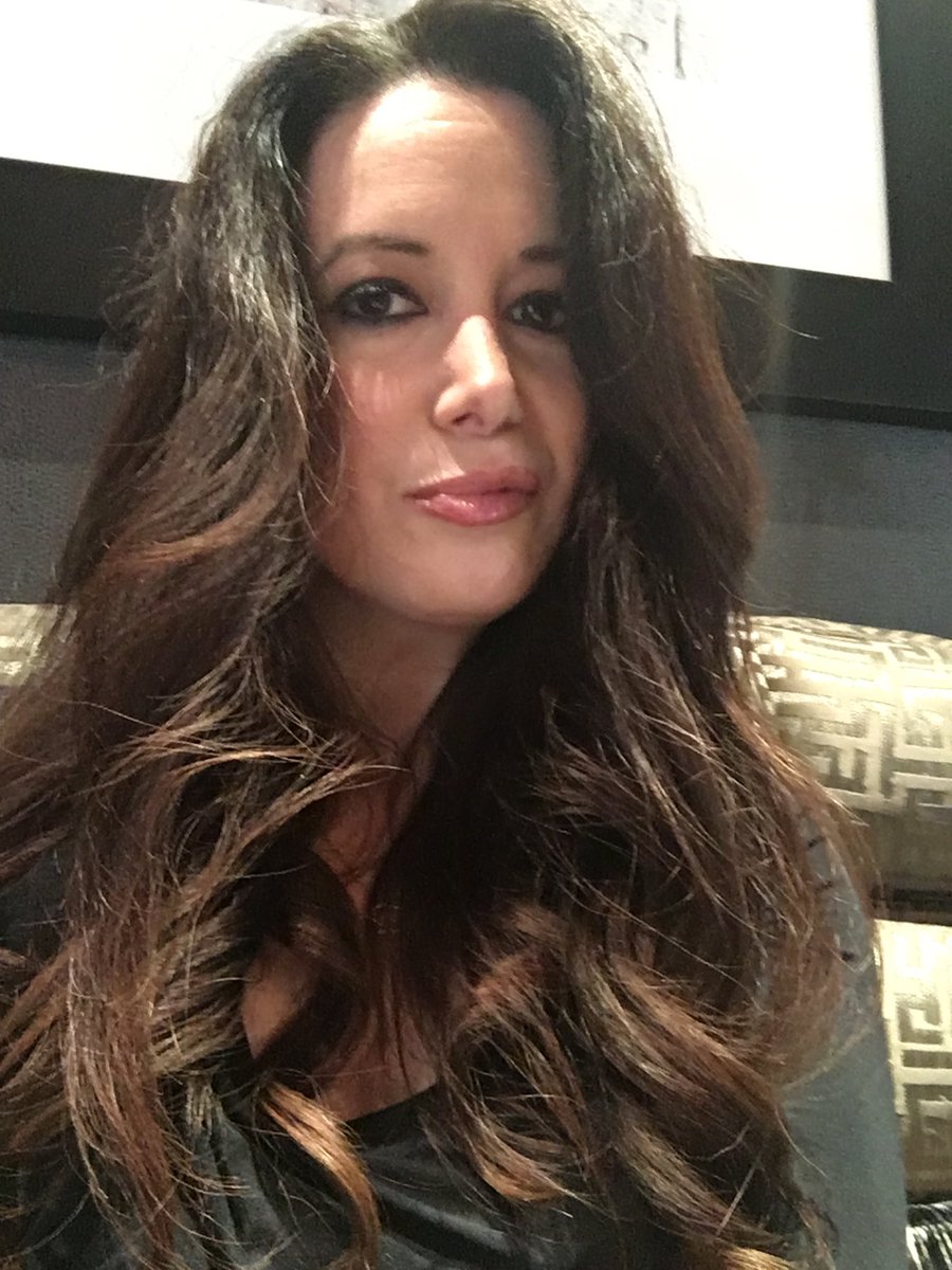 Carol Roth's Instagram, Twitter & Facebook on IDCrawl