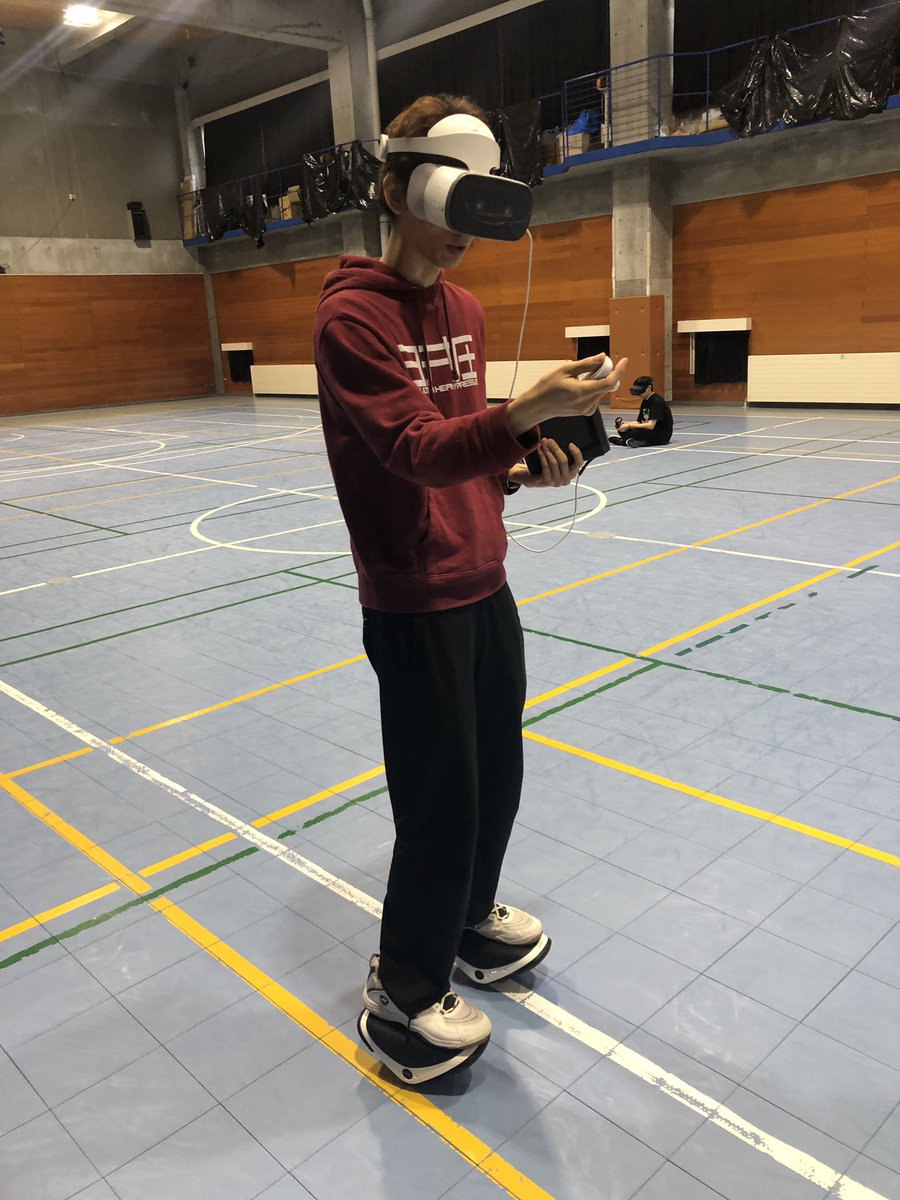 体育館にOculus Questを持ち寄って6DoFなマルチプレイゲーを遊んでみる会 (2ページ目) - Togetter [トゥギャッター]