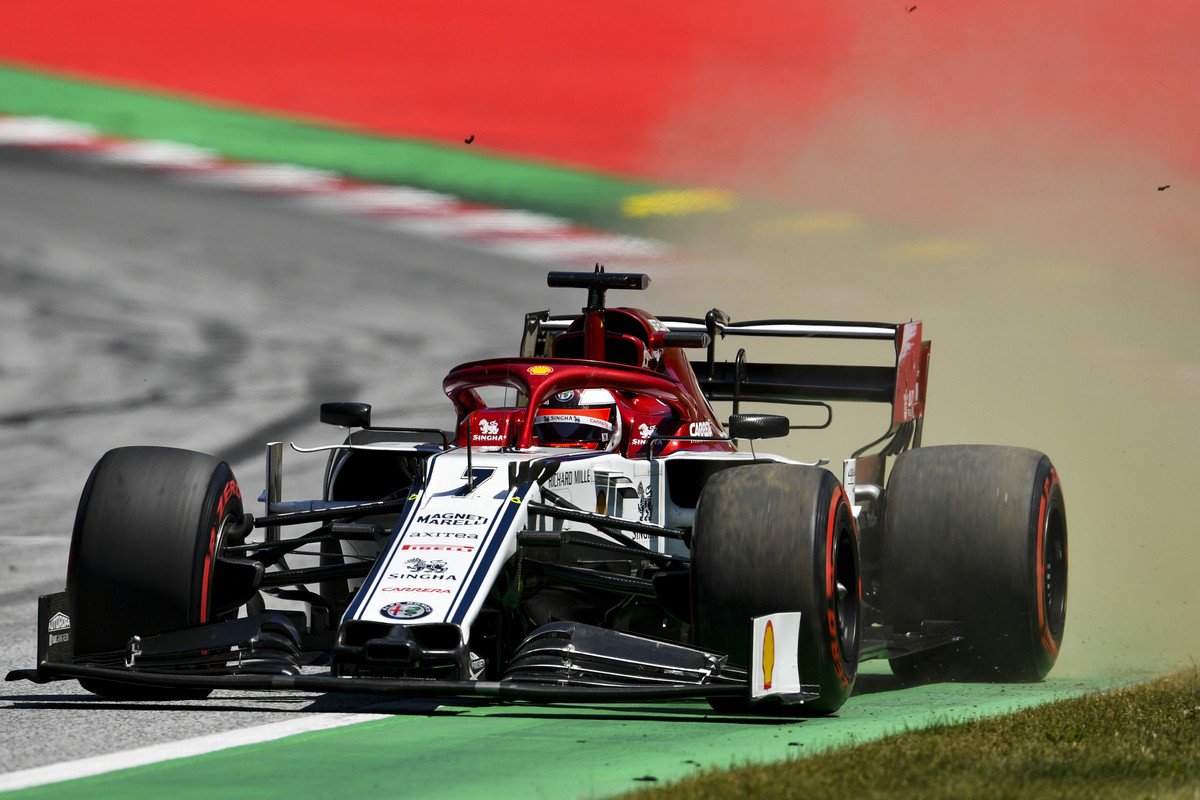 Listen - Kimi Raikkonen funny team radio: "Well *** sake, come on ...