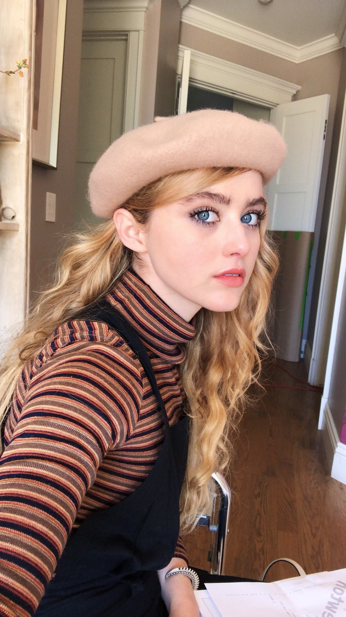 Kathryn Newton Cute