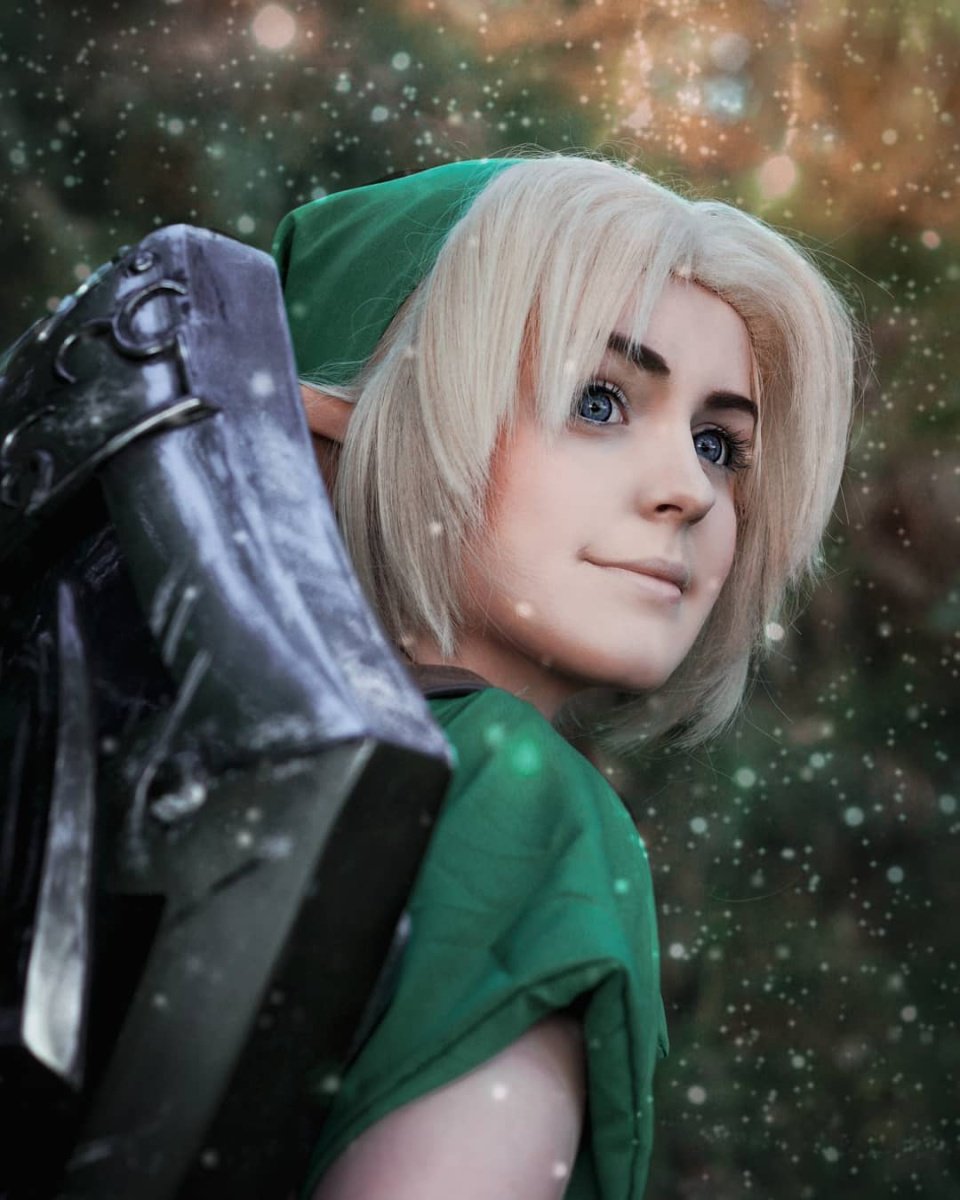 Ben Zelda Cosplay
