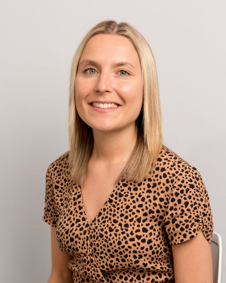 Laura List's Instagram, Twitter & Facebook on IDCrawl