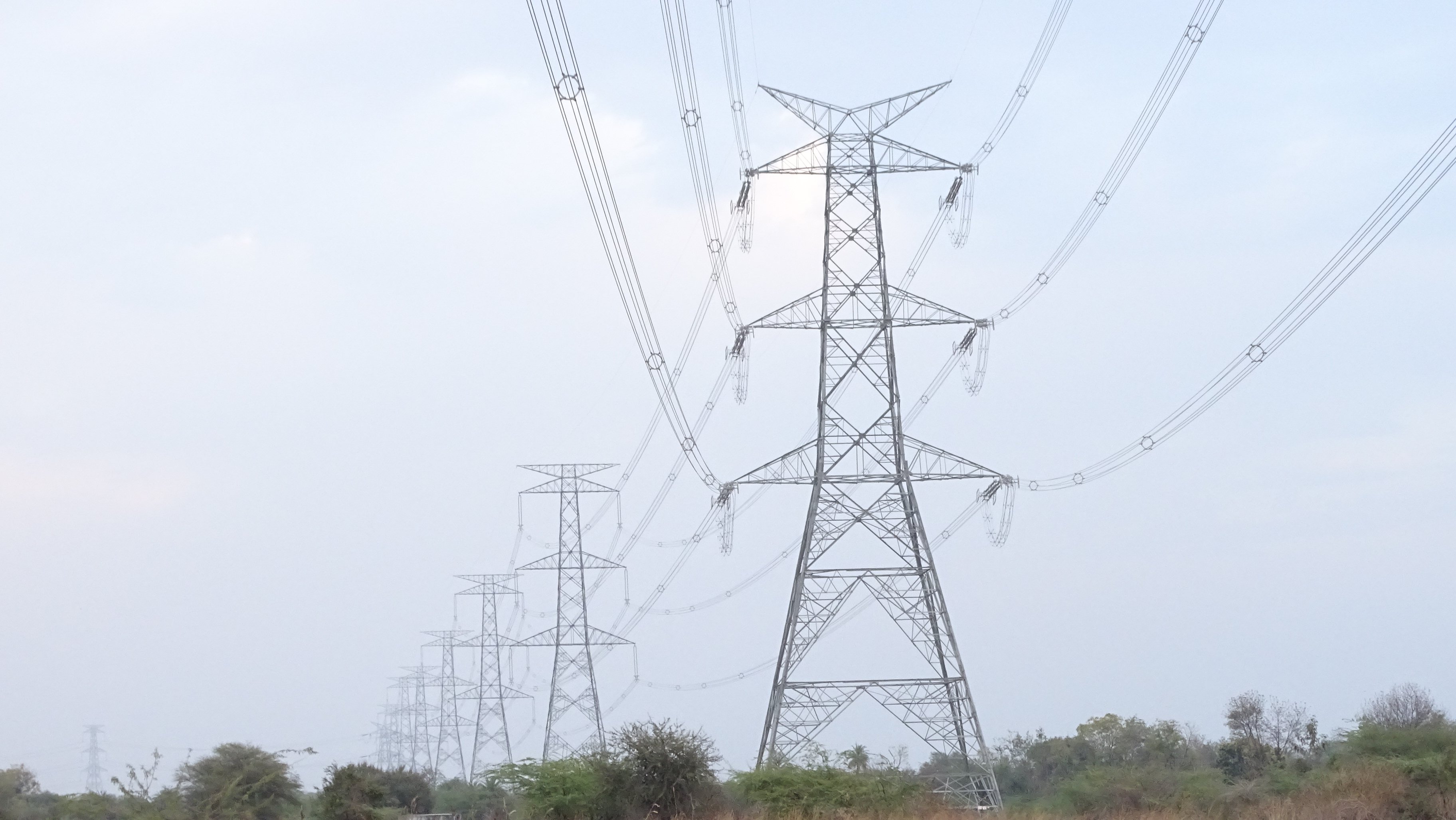 765kV Transmission Lines Stage Comeback In FY22, 56% OFF