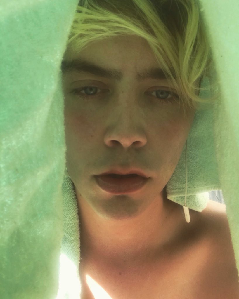 Topher Taylor's Instagram, Twitter & Facebook on IDCrawl