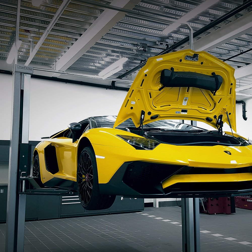 Lifted Lamborghini