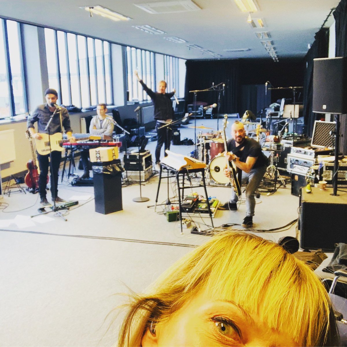 Anna Loos - Starporträt, News, Bilder | GALA.de